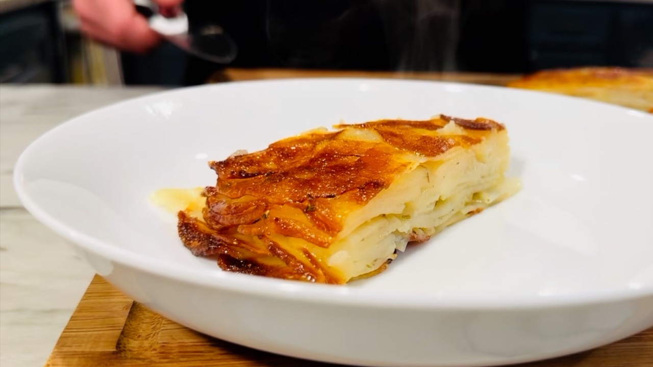 Pommes Anna (Potatoes Anna) - Oui Chef!